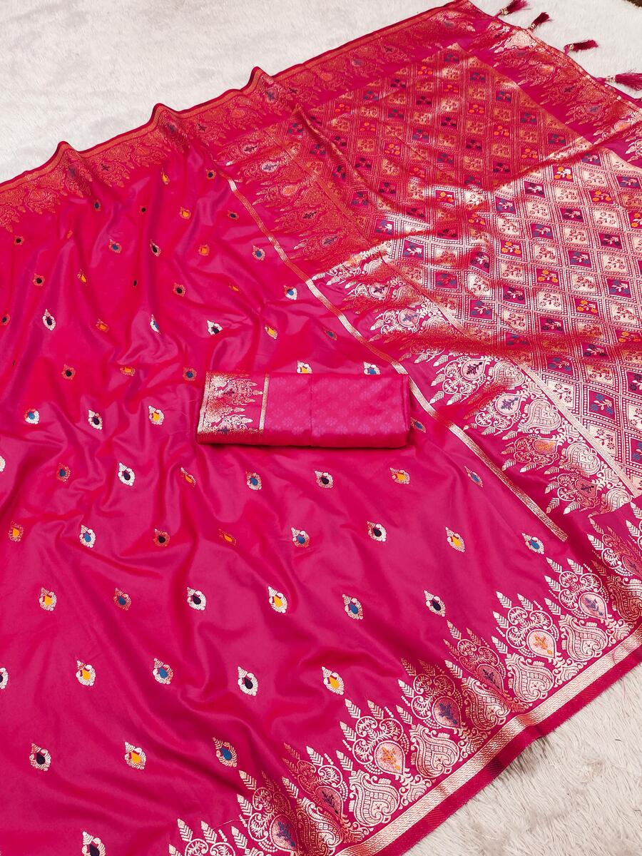 Adorning Dark Pink Rama Soft Banarasi Silk Saree With Lissome Blouse P ...